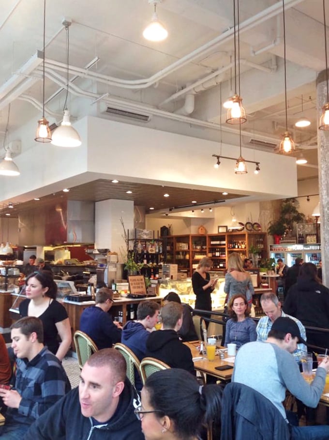 A packed house at breakfast isn't just a good sign—it's a testament to Portland's collective good judgment.