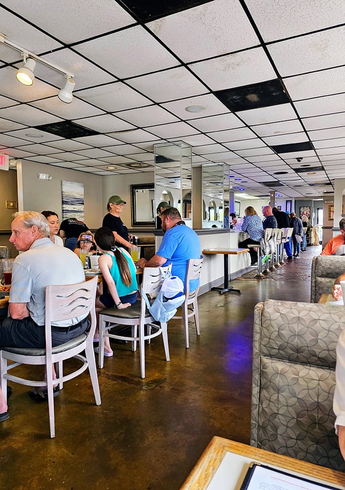 A full house is the best review any diner could ask for. These diners know good value when they taste it.