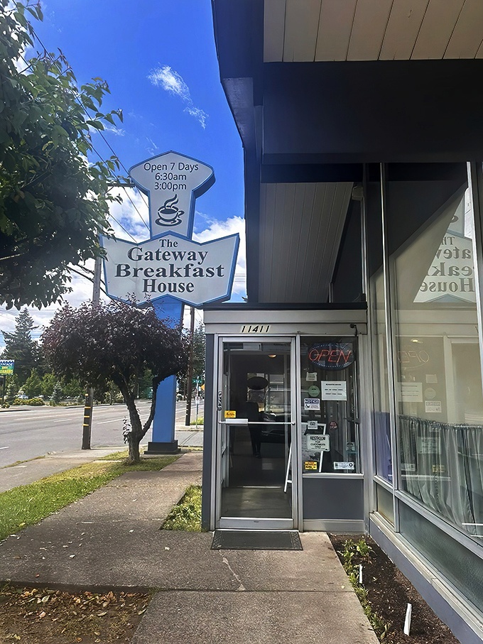 The entrance to breakfast paradise. That "OPEN" sign might be the most beautiful three words in the English language before coffee.