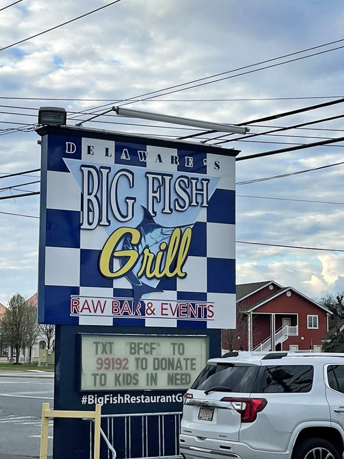 The roadside beacon that's saved countless hungry travelers from settling for drive-thru mediocrity. A sign that signals seafood salvation.