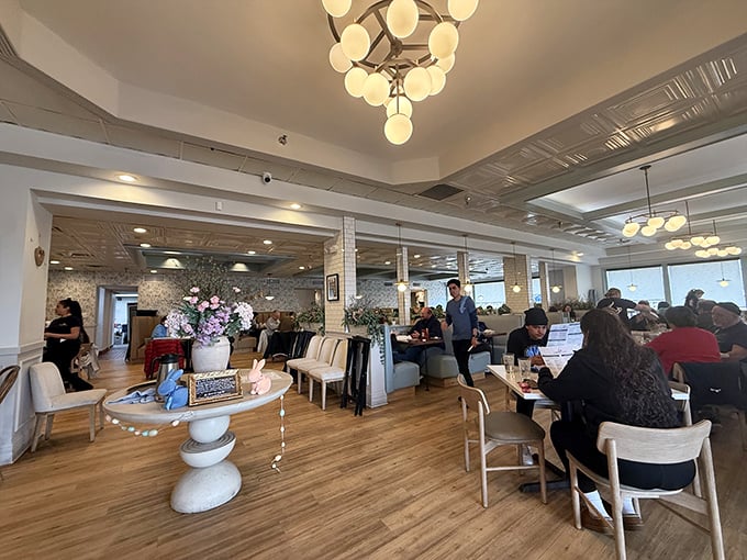 Where breakfast dreams come true – happy diners fill the bright, airy space with conversation and the satisfied silence of serious eating.