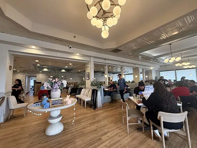 Where breakfast dreams come true – happy diners fill the bright, airy space with conversation and the satisfied silence of serious eating.