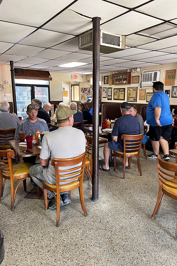 Real people enjoying real food – the kind of authentic dining scene that makes every meal feel like a celebration.