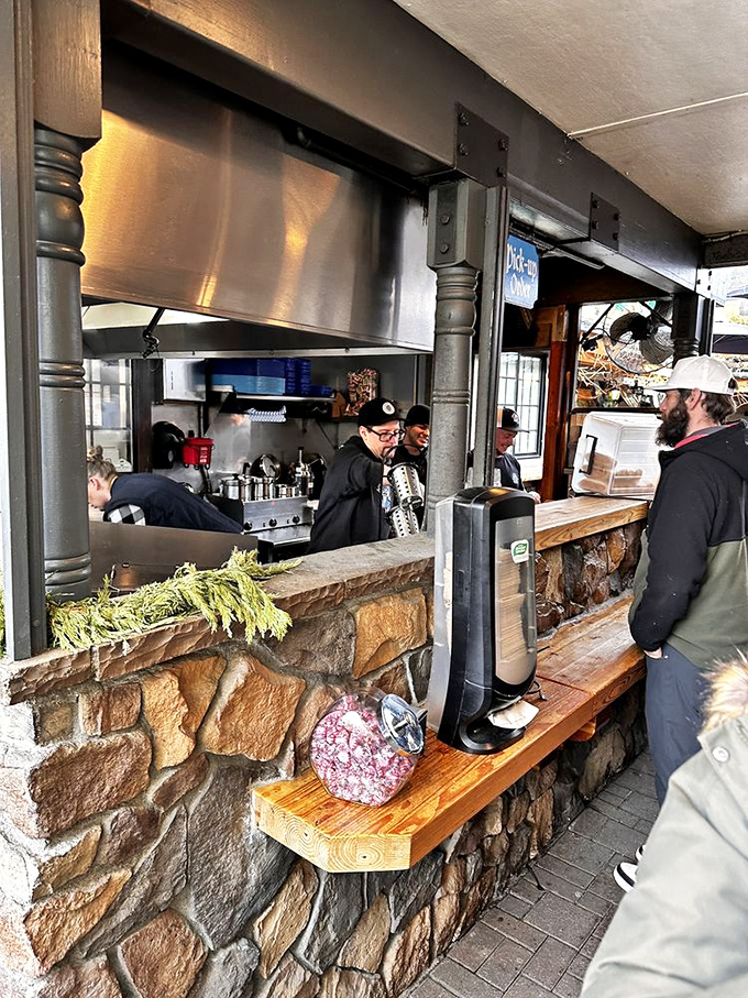 Leavenworth's blue skies provide the perfect backdrop for München Haus's outdoor seating area, where Alpine dreams and hunger pangs are equally satisfied. 