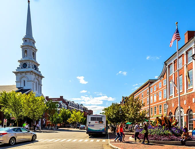 Downtown Portsmouth, where historic charm meets modern energy – like if Colonial Williamsburg and SoHo had an adorable New England baby.