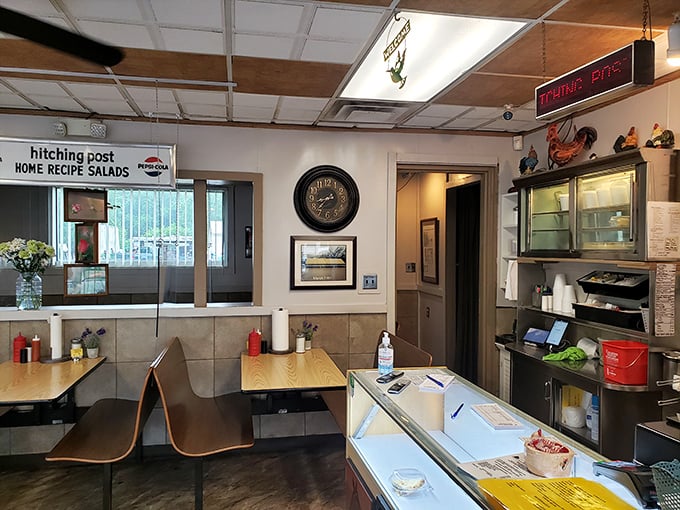 No-frills dining perfection. The kind of place where the décor hasn't changed in decades because they're too busy perfecting what matters—the food.