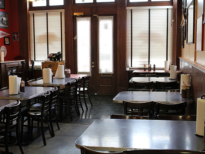 Simple tables, no-nonsense atmosphere - Bogart's knows the real décor is the aroma of slow-smoked meats wafting through the air.