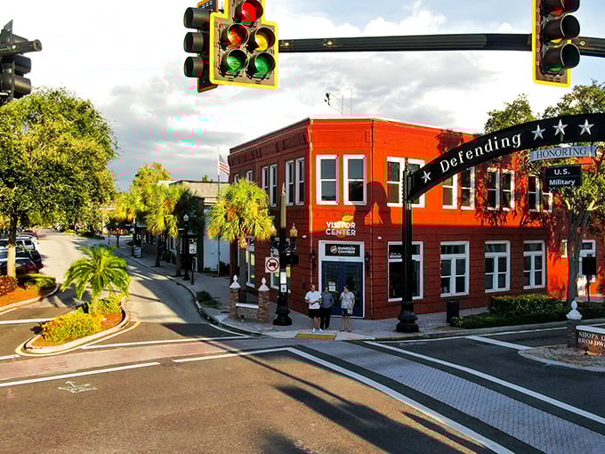 Dunedin's charming downtown invites you to park the car and explore on foot. Linda's Books is calling my name!