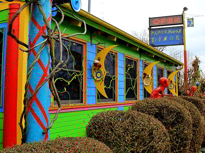Rainbow explosion meets artistic madness! Papermoon's exterior is like Willy Wonka and Salvador Dalí collaborated on a restaurant design.