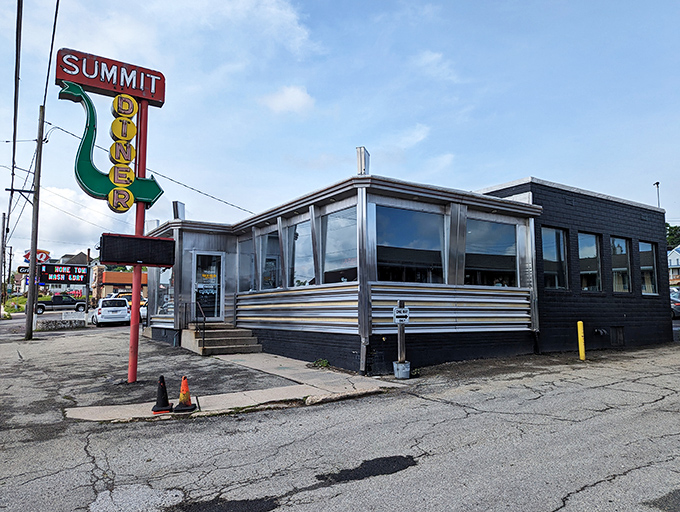 Summit Diner (exterior with sign): That vintage neon sign has been guiding hungry travelers to breakfast nirvana since before Instagram could make it famous.