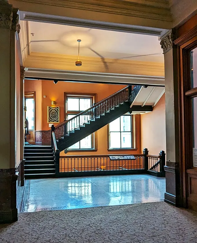 These aren't just stairs—they're a grand entrance worthy of royalty, or at least someone who wants to feel like royalty for a day.