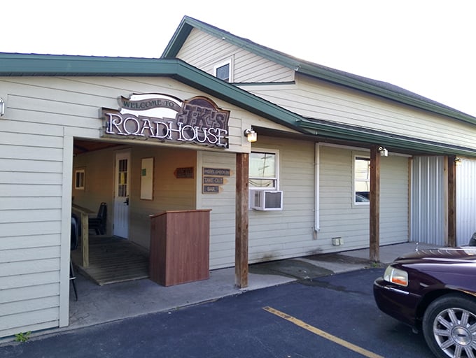 JK's Roadhouse looks like that friendly country home you wish would invite you in for dinner. Spoiler alert: it does!