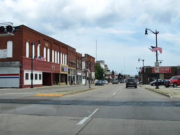 Marinette's Pleasant Street lives up to its name—a place where your wallet can finally exhale after years of big-city suffocation.