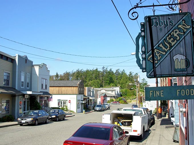 Whether it’s fresh seafood or cozy storefronts, Coupeville serves up charm with a side of coastal breezes.