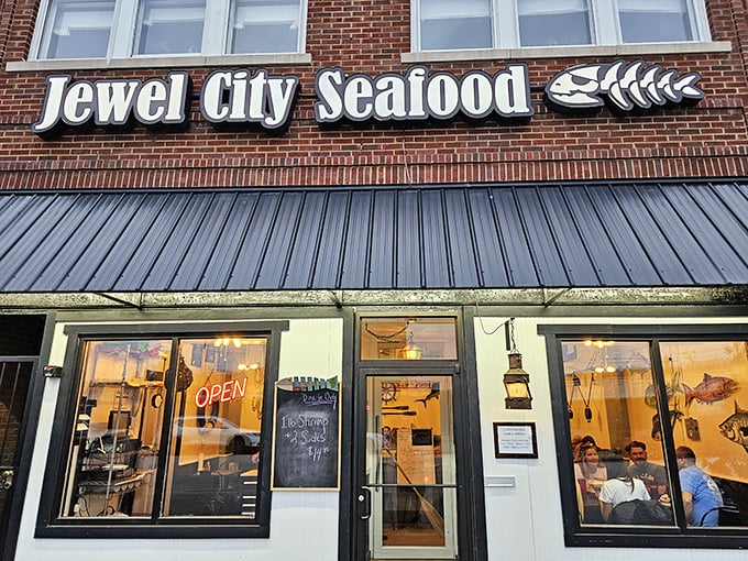 That bold "FISH" sign on the side? It's not false advertising – Jewel City delivers exactly what it promises with no unnecessary flourishes.