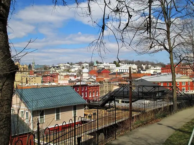 In Staunton, even the architecture seems to welcome you with open arms, offering small-town charm that's as affordable as it is authentic.