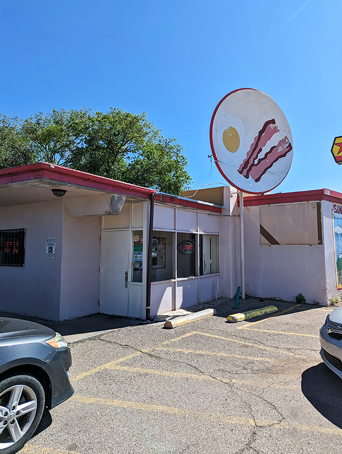 No fancy frills needed when the breakfast is this good. That iconic egg sign has been guiding hungry travelers for generations.
