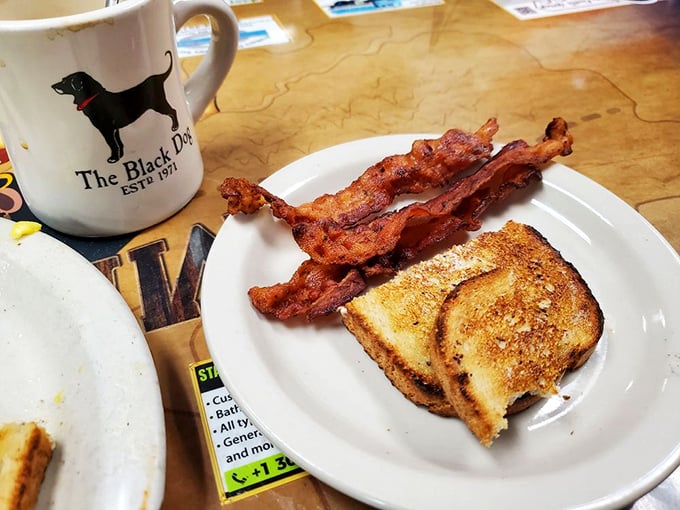 Bacon crispy enough to shatter at the touch, paired with toast that's achieved that mythical golden-brown perfection. Breakfast alchemy at its finest.