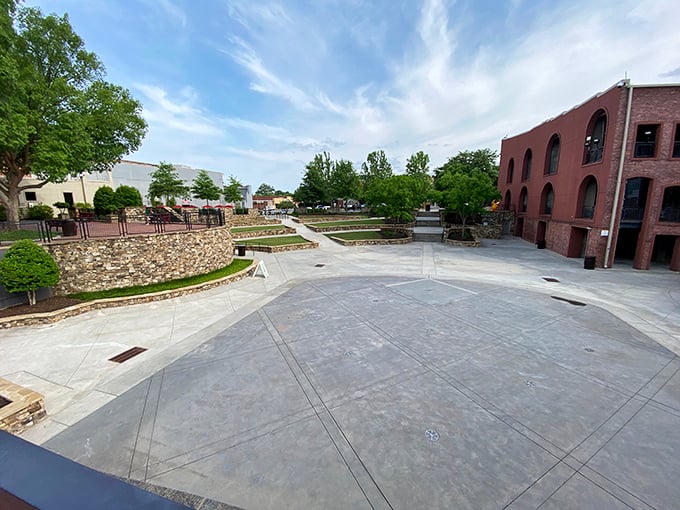 Anderson offers residents peaceful living with a small-town price tag—life's best retirement deal.