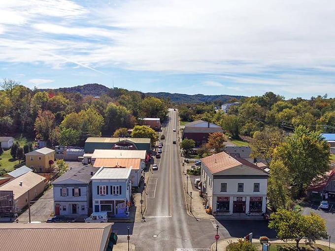 Berea's colorful downtown invites window shopping and leisurely strolls, proving retirement doesn't need a premium price tag to feel premium.