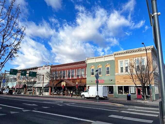 Montrose's wide streets and mountain backdrop create a postcard-perfect small town. Just breathe that fresh air!