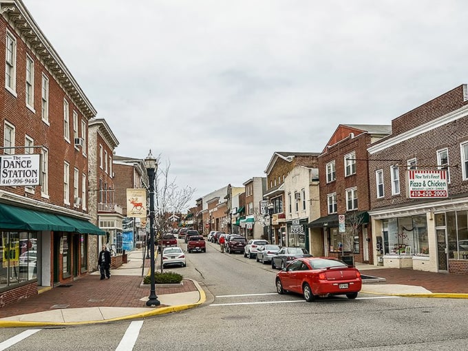 Small-town Elkton delivers big on community feel – where your Social Security check can actually cover more than just the basics.