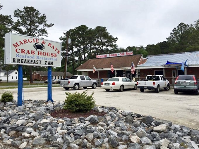Margie & Ray's might look like just another roadside spot, but those cars in the lot belong to locals who know better!