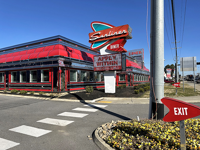 Red, chrome, and breakfast dreams—the Sunliner Diner's facade is almost as photogenic as the fluffy pancake stacks inside.