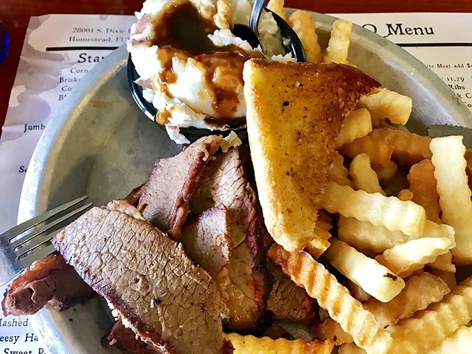 Brisket and crinkle-cut fries – a partnership more perfect than Fred and Ginger. The meat doesn't need sauce, but nobody's judging if you indulge.