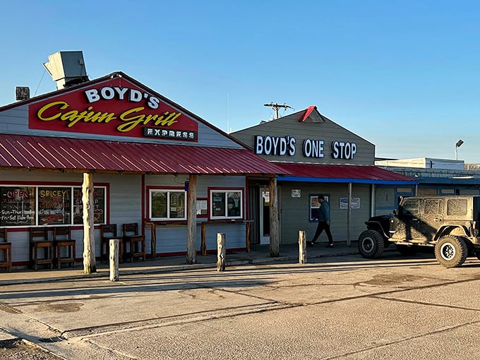 Boyd's One Stop looks like it can't decide if it's a convenience store or a restaurant. Trust me—it's mastered both.