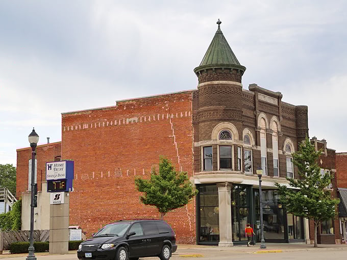 Shoppers stroll Osage's welcoming downtown district. Where your retirement dollars buy twice the small-town charm!