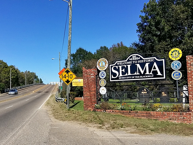 Selma welcomes visitors with its iconic sign – a gateway to both profound history and modern affordability.