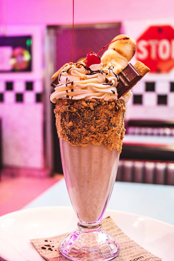 This S'mores milkshake serves campfire nostalgia in a glass, minus the mosquito bites and that one friend who always burns the marshmallows.