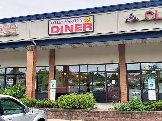 Tellez Marella Diner (storefront): Strip mall location, palace-level comfort food. Where shopping center dining reaches unexpected heights of deliciousness.