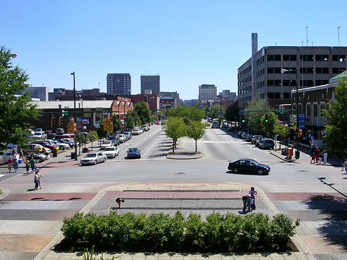 Fountains, foot traffic, and a skyline that still lets the sunlight in—this is downtown done right.