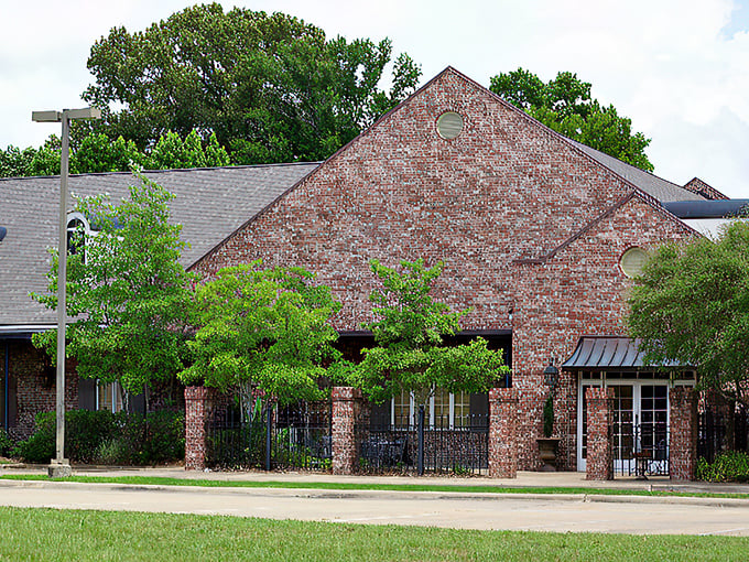 Where Mississippi's special occasions happen – Shapley's combines white-tablecloth service with steaks worth celebrating.