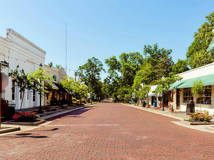 Local restaurants in historic buildings – Clinton offers small-town living where your Social Security check stretches further.