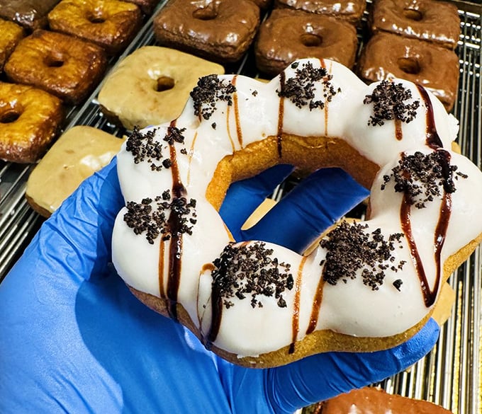 The perfect marriage of tradition and trend—an Oreo mochi donut that somehow manages to be both innovative and comforting at once.