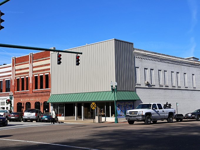 Blocky on the outside, maybe—but there's a certain quiet pride in this corner’s quirky blend of past and present.