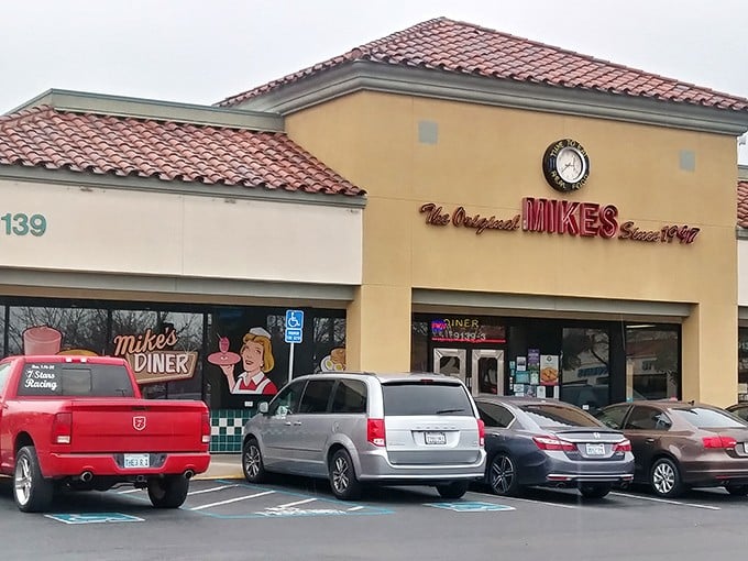 Original Mike's Diner: Where the Spanish roof tiles meet classic diner fare, creating a uniquely Californian breakfast experience.
