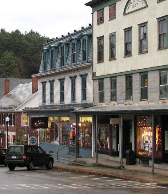 dream town new hampshire ftr