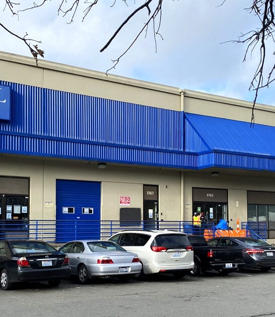 gigantic discount store washington ftr