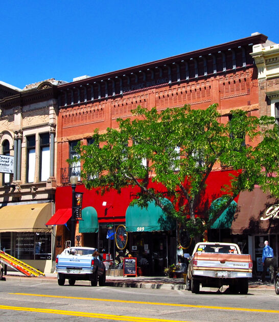 gorgeous town colorado ftr