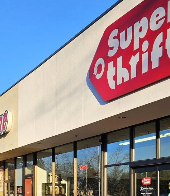 oregon locals gigantic store ftr