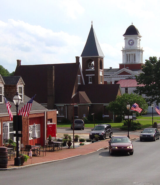 priceless tiny tennessee town ftr