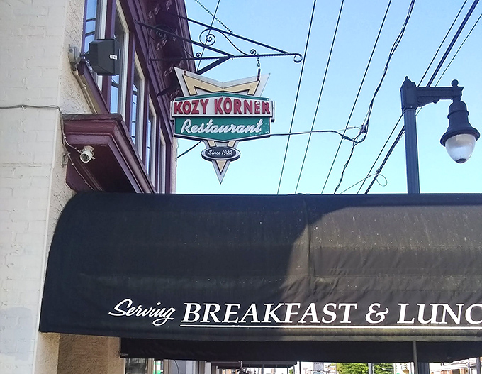 The unassuming storefront of Kozy Korner beckons hungry Wilmington locals like a breakfast lighthouse guiding ships to delicious harbor.