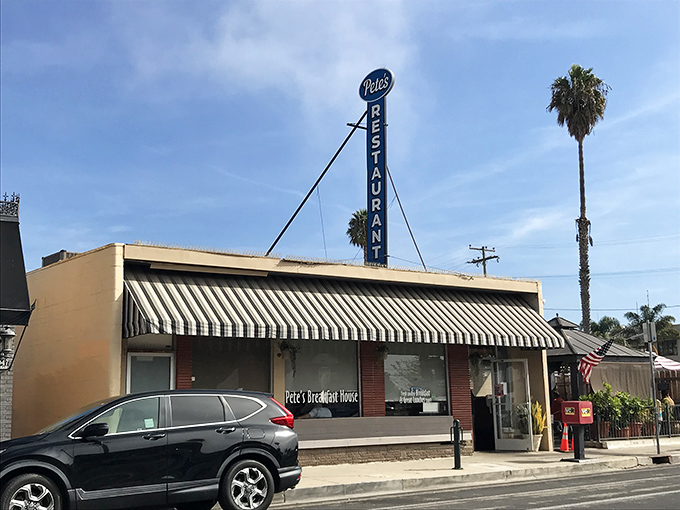 That vintage sign isn't just decoration – it's a beacon calling breakfast lovers home to comfort. 