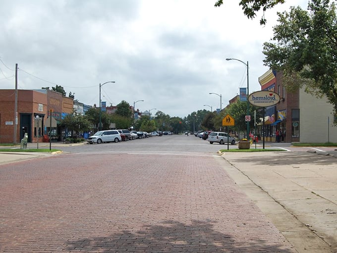 Lindsborg's brick-paved Main Street isn't just a road—it's a time machine disguised as infrastructure, whispering Swedish tales with every step.