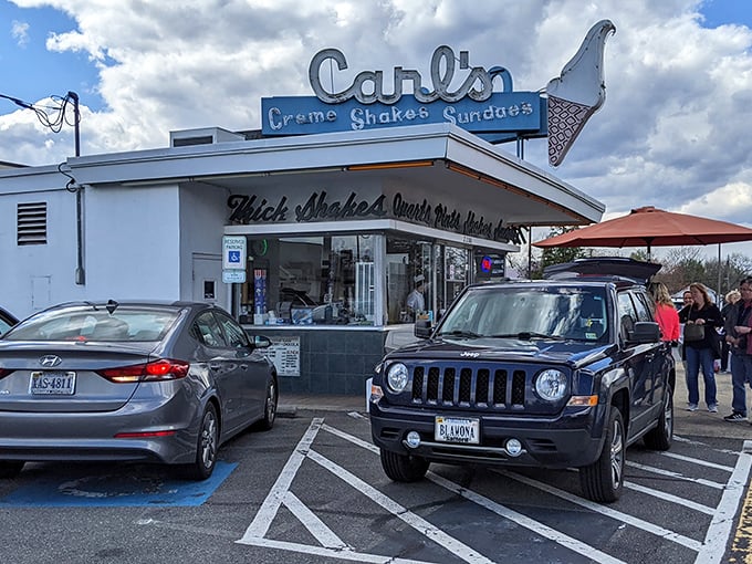 The Art Deco façade of Carl's isn't trying to be retro-cool—it just never stopped being what it always was. A time capsule of mid-century Americana serving frozen perfection.