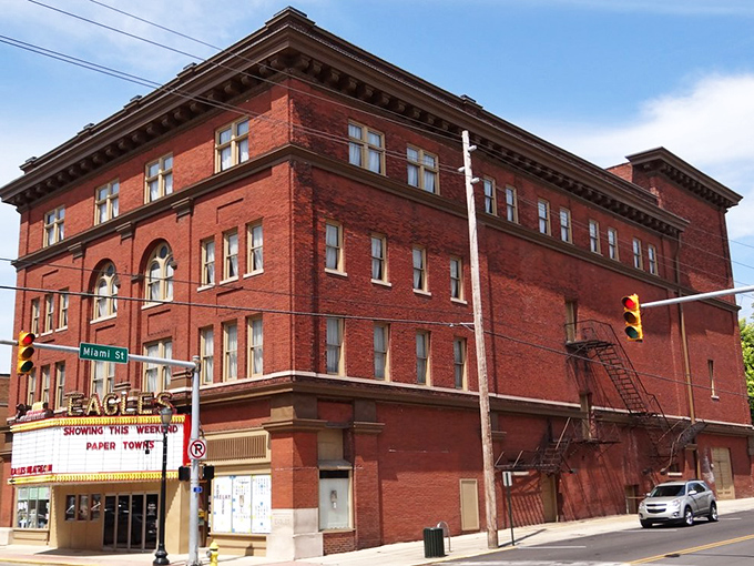 Downtown Wabash whispers stories through its brick-lined streets, where time slows down but charm speeds up. A perfect snapshot of Americana that Norman Rockwell would've fought to paint.